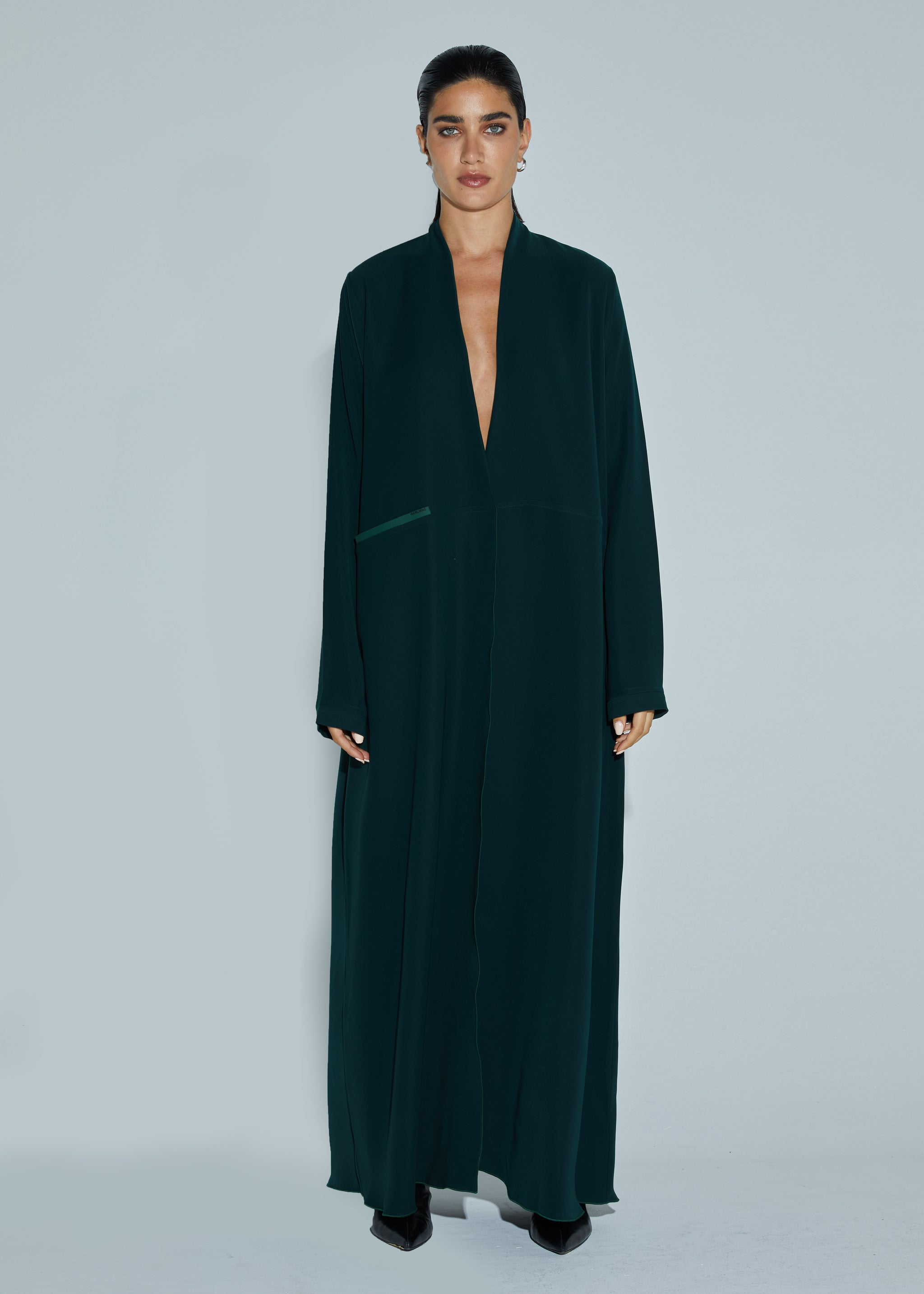 THE SIDE RUBBER LOGO ABAYA